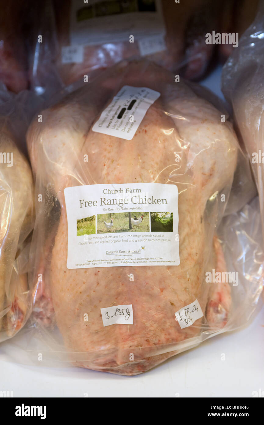 Free range chicken hi-res stock photography and images - Alamy