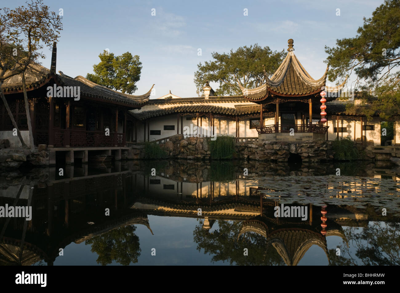 China landscape garden asia hi-res stock photography and images - Alamy