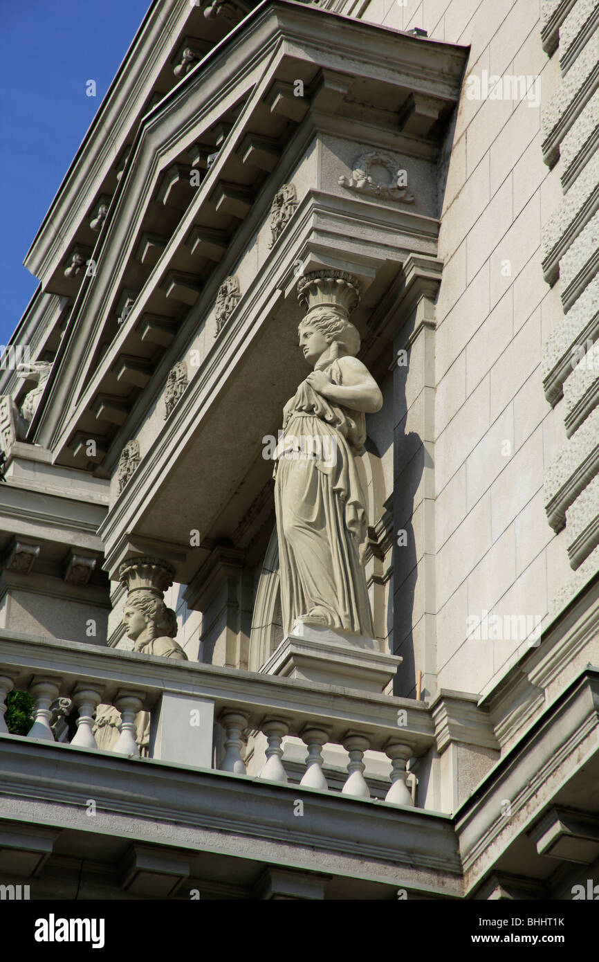 The caryatid building hi-res stock photography and images - Alamy