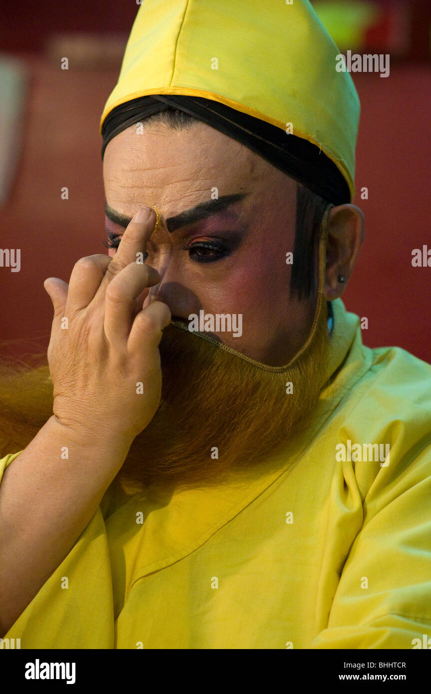 China face painting traditional hi-res stock photography and images - Alamy