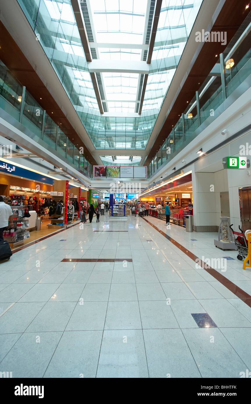Dibai International Airport Stock Photo - Alamy