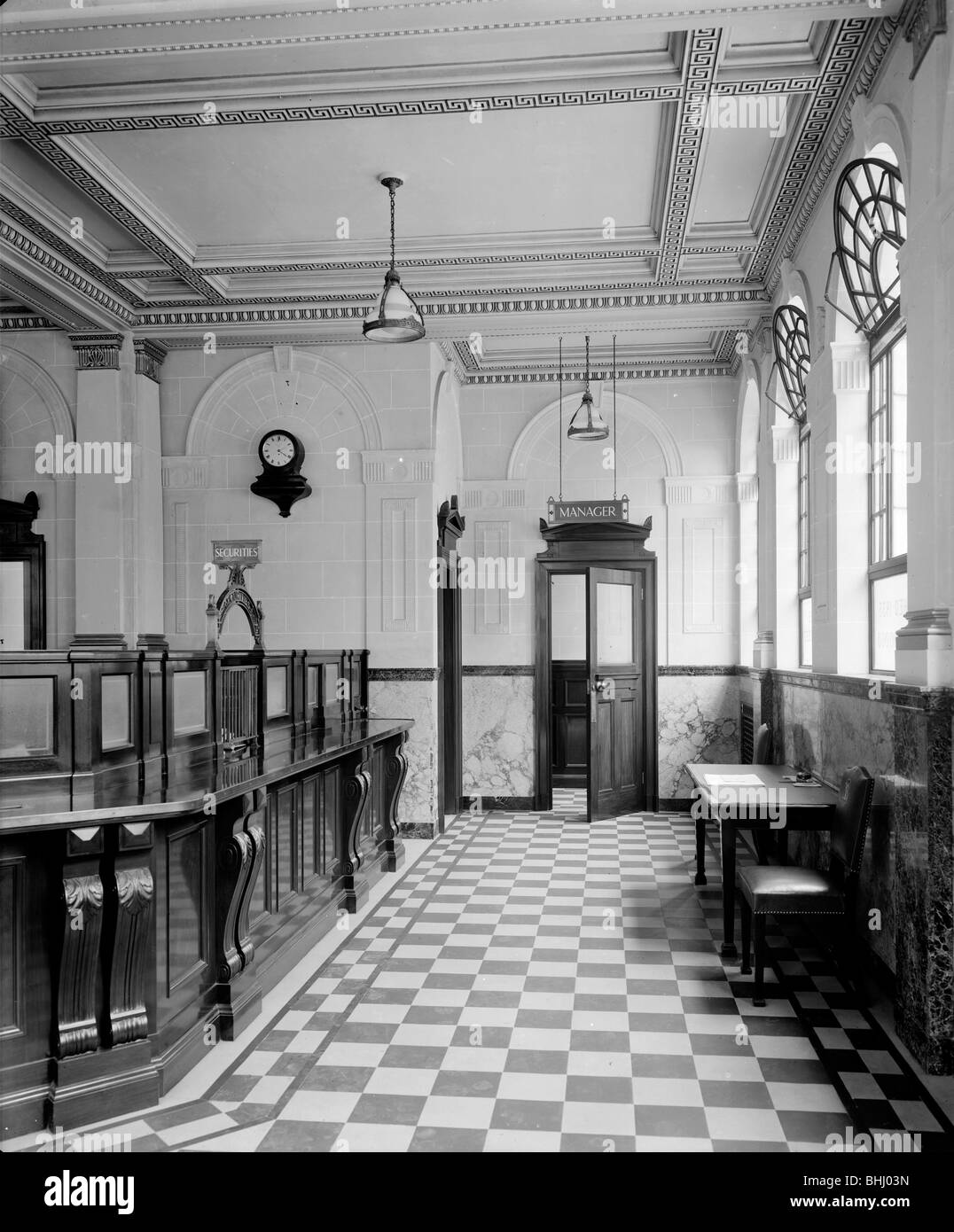 Inside bank of england Black and White Stock Photos & Images - Alamy