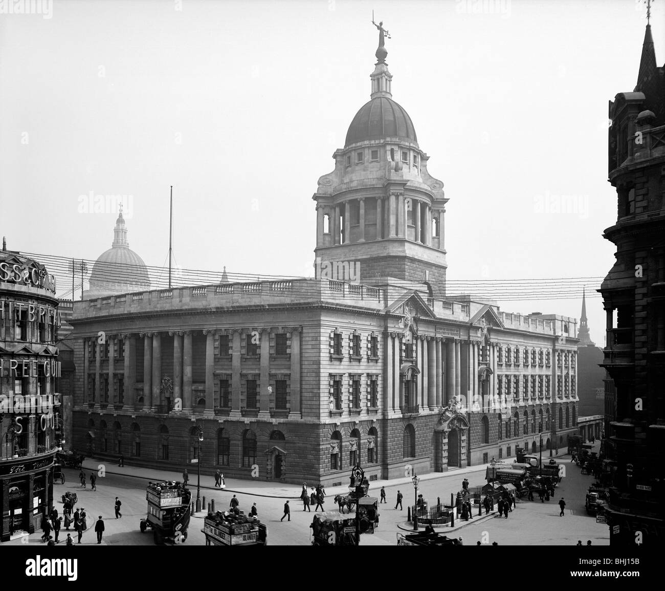 Central Criminal Court, Old Bailey, City of London, 1910. Artist: Bede ...
