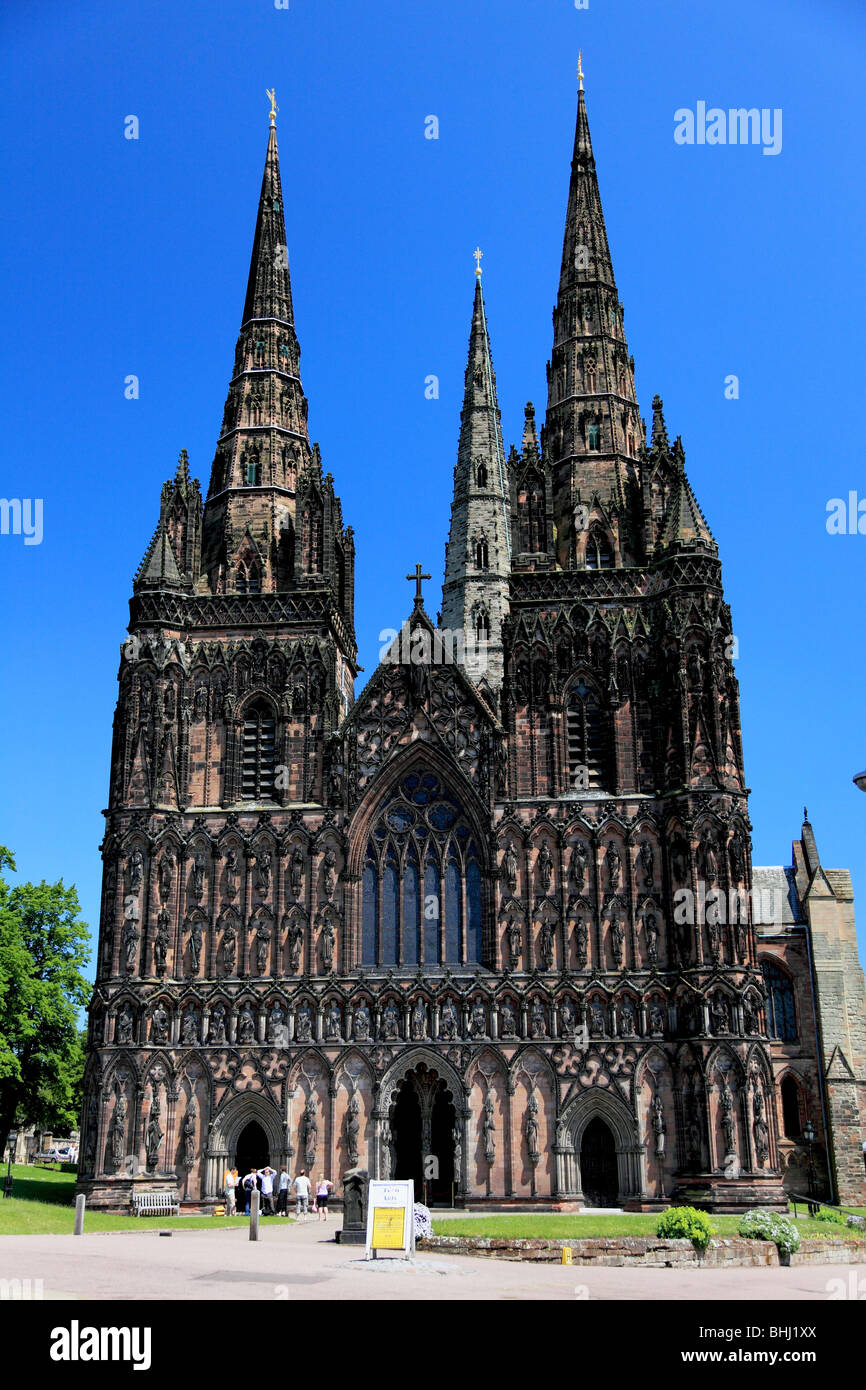 Lichfield Cathedral, Lichfield, Staffordshire Stock Photo - Alamy