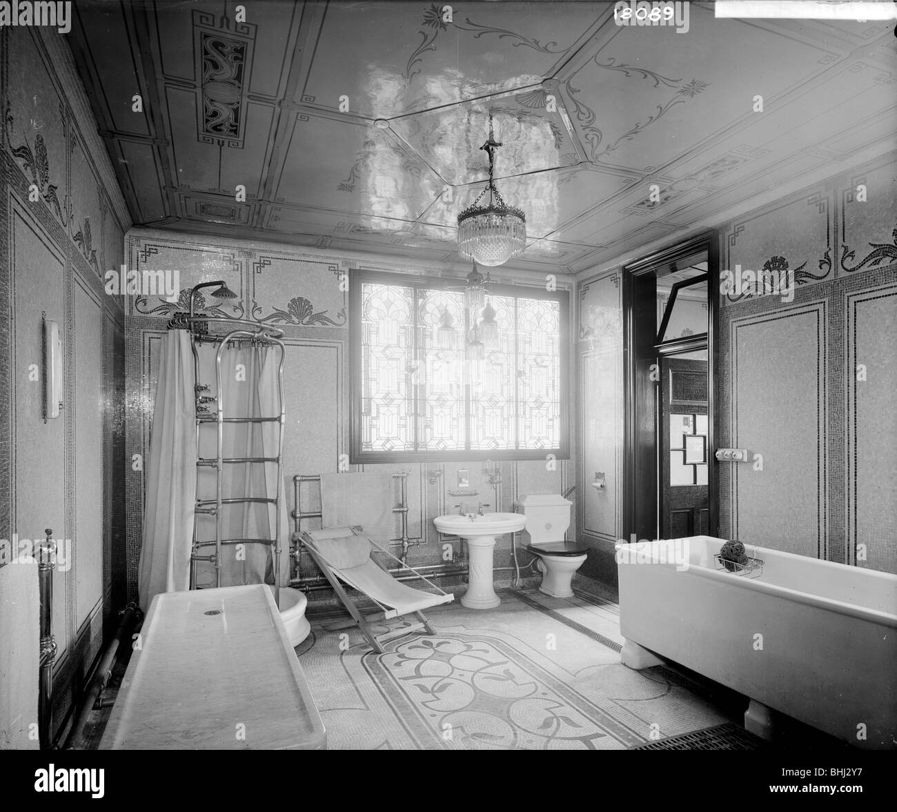 Moray Lodge, Kensington, London, 1904. Artist: Bedford Lemere and ...