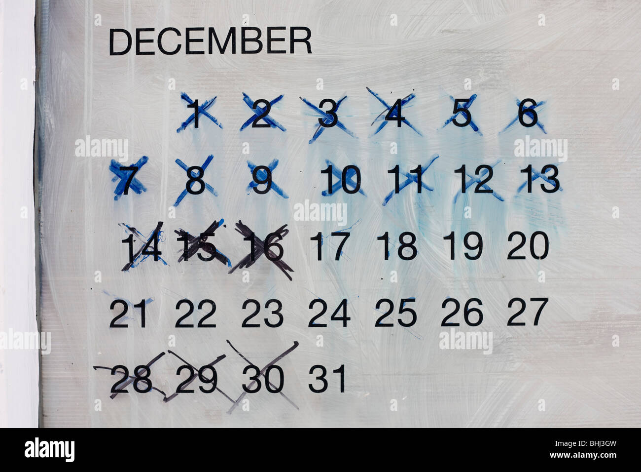 Calendar days crossed hi-res stock photography and images - Alamy