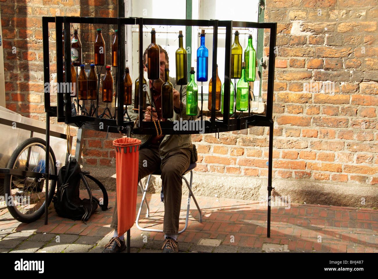 Home organ hi-res stock photography and images - Alamy