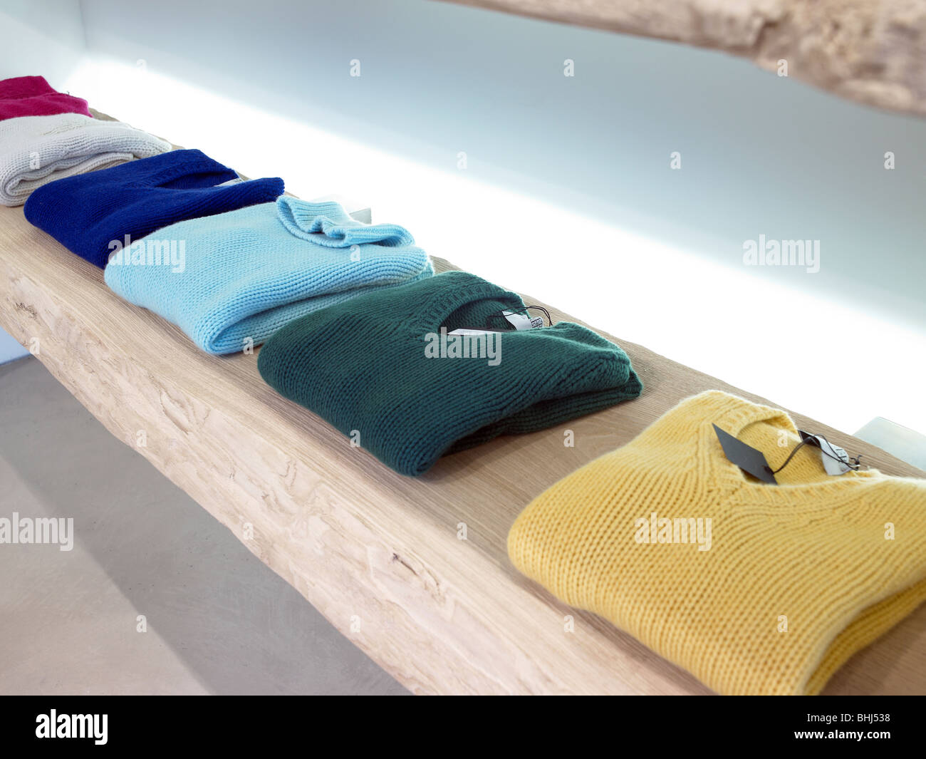 Clothing store in Milano Italy Stock Photo - Alamy