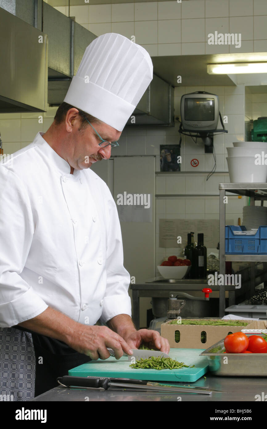 Trained chef hi-res stock photography and images - Alamy