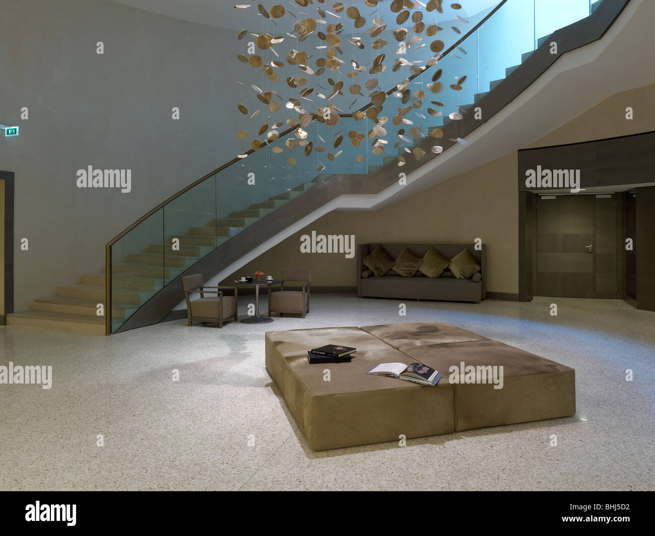 Contemporary hotel entrance with seats Stock Photo - Alamy