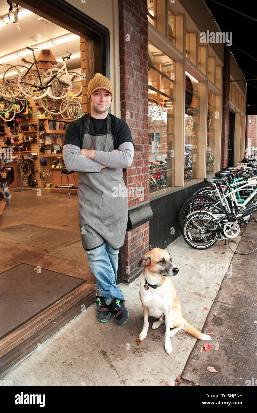 Bicycle mechanic hi-res stock photography and images - Alamy