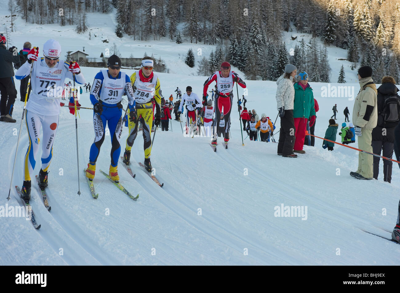 Long distance ski competition hi-res stock photography and images - Alamy