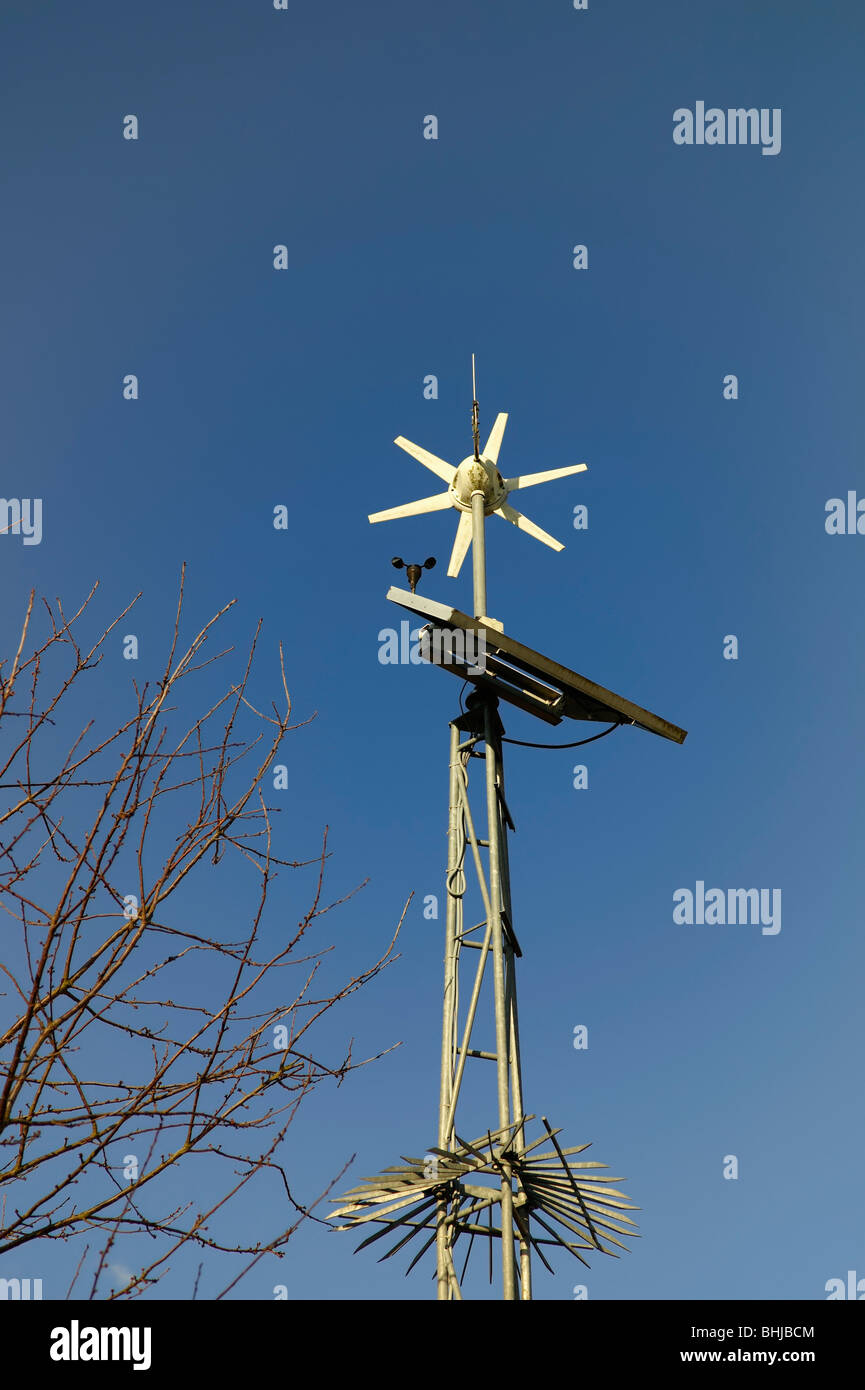 Solar pump hi-res stock photography and images - Alamy
