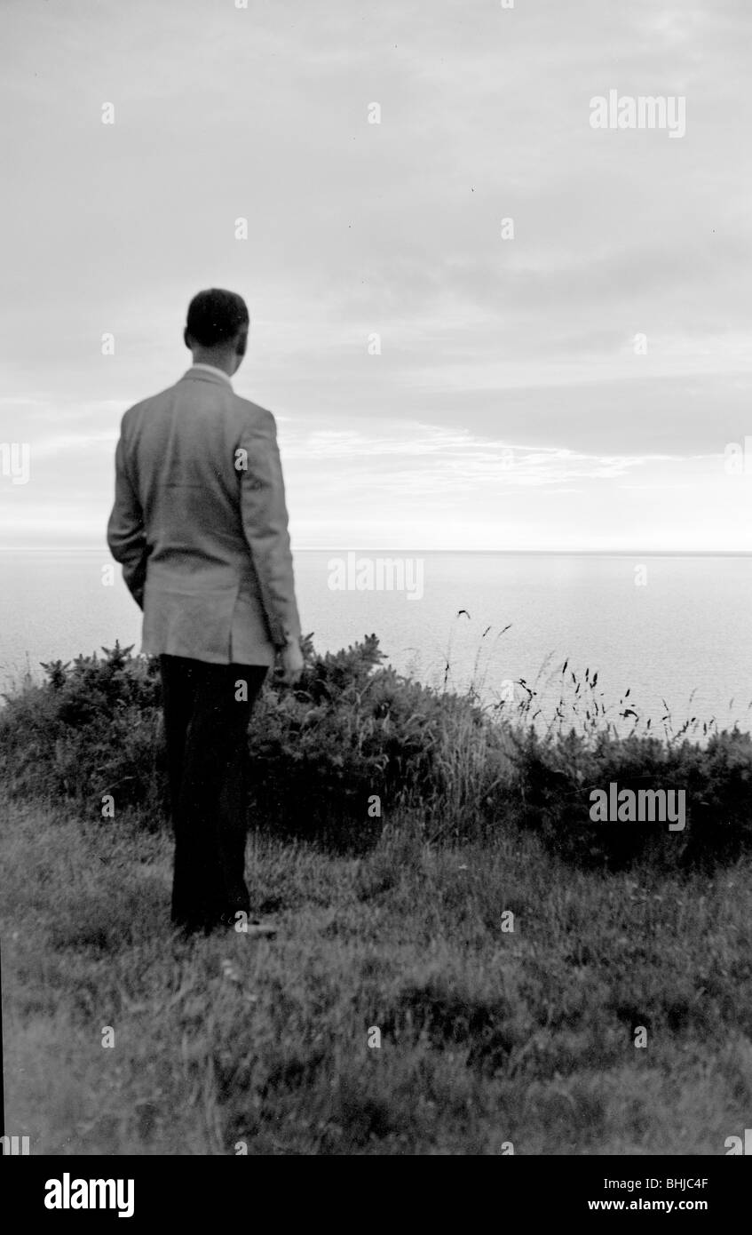 Man silhouette dusk Black and White Stock Photos & Images - Alamy