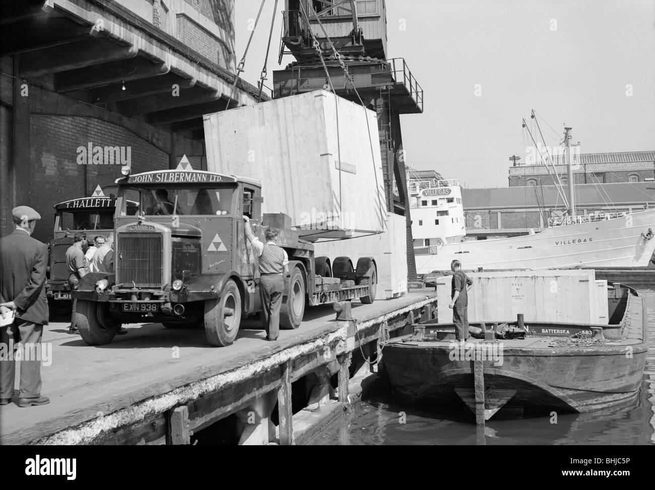 1960's lorry hi-res stock photography and images - Alamy