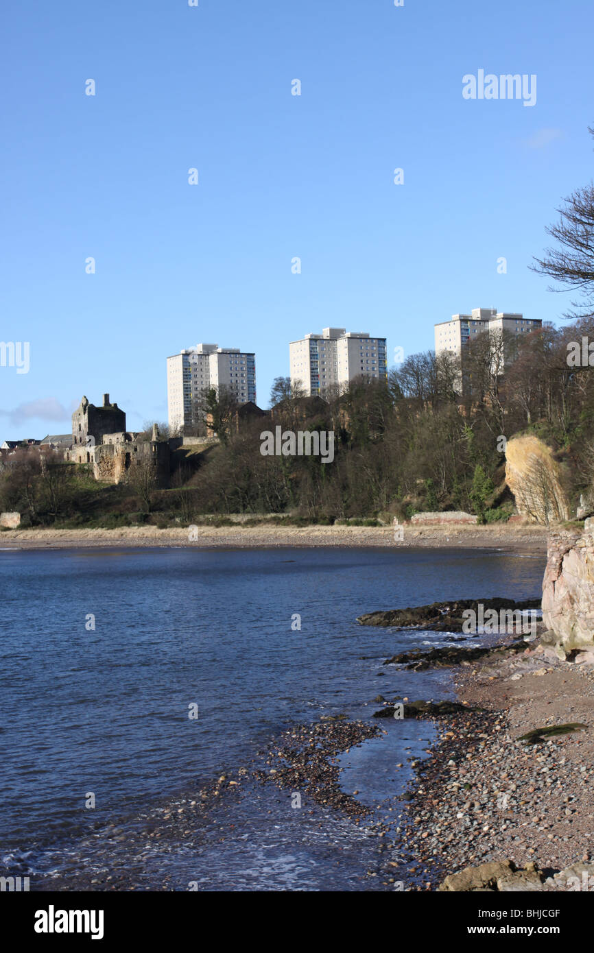 Ravenscraig castle hi-res stock photography and images - Alamy