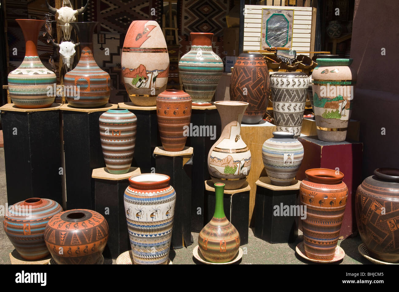 Native pottery in market Santa Fe, New Mexico Stock Photo - Alamy