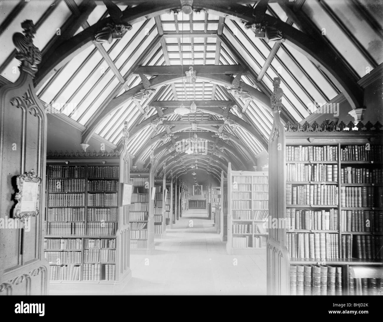 St john's college oxford library hi-res stock photography and images ...