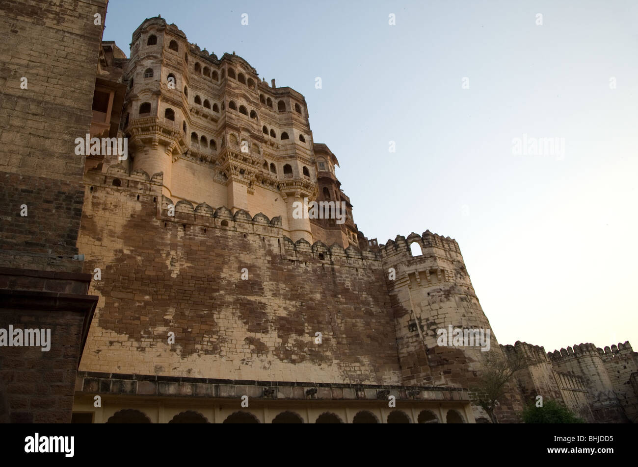 Meharangarh Fort (Jodhpur Fort), dominates the town of Jodhpur from its ...
