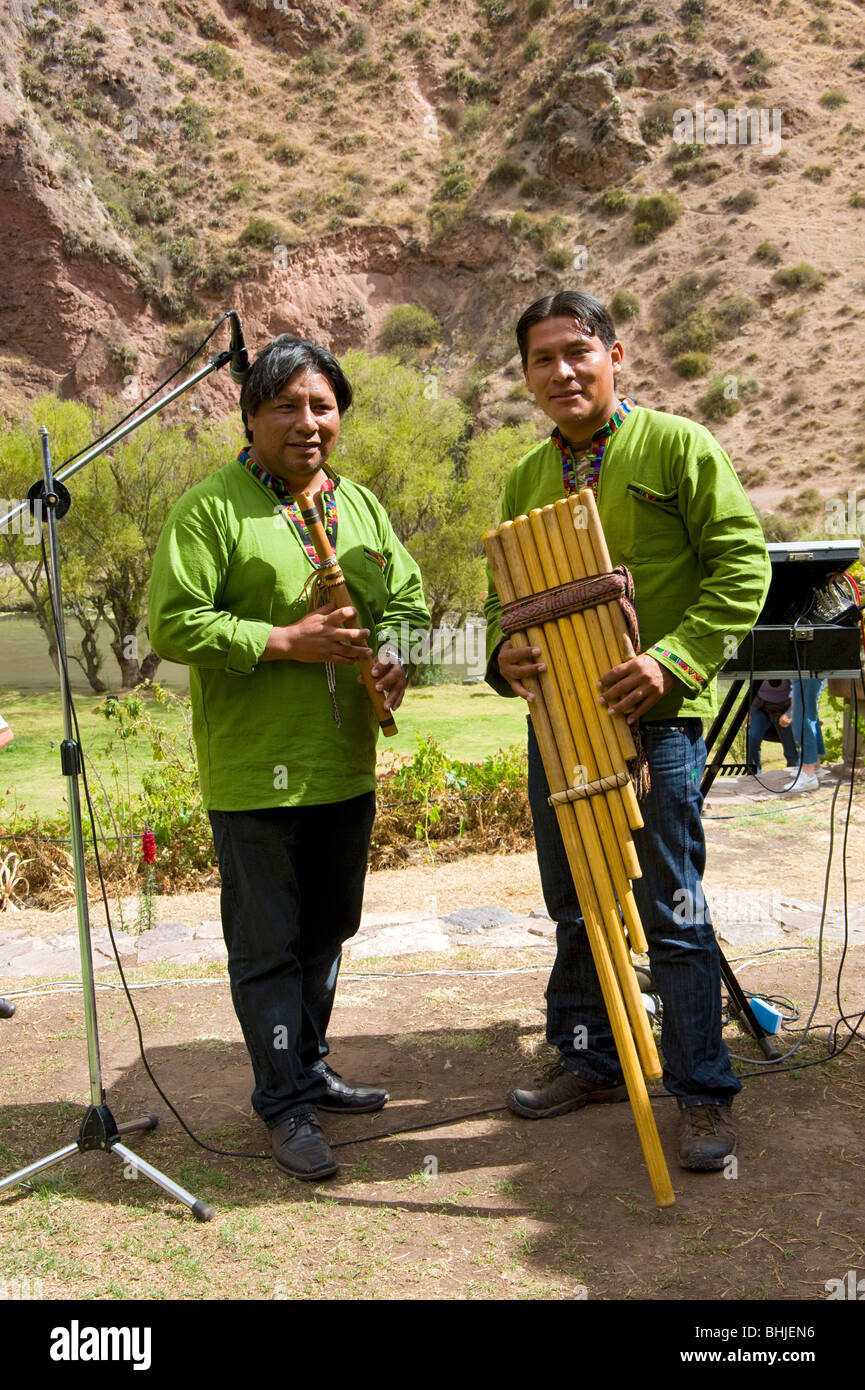 Peruvian pan pipes hi-res stock photography and images - Alamy