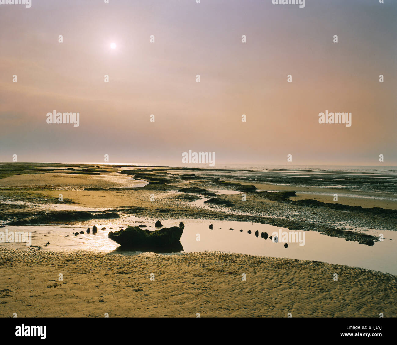Sea henge hi-res stock photography and images - Alamy