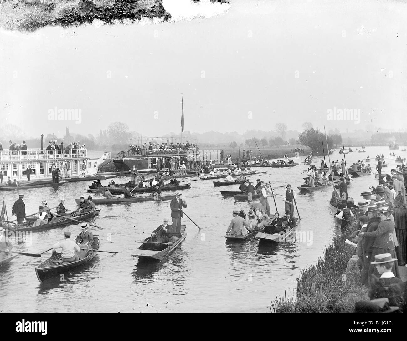 Victorian river hi-res stock photography and images - Alamy