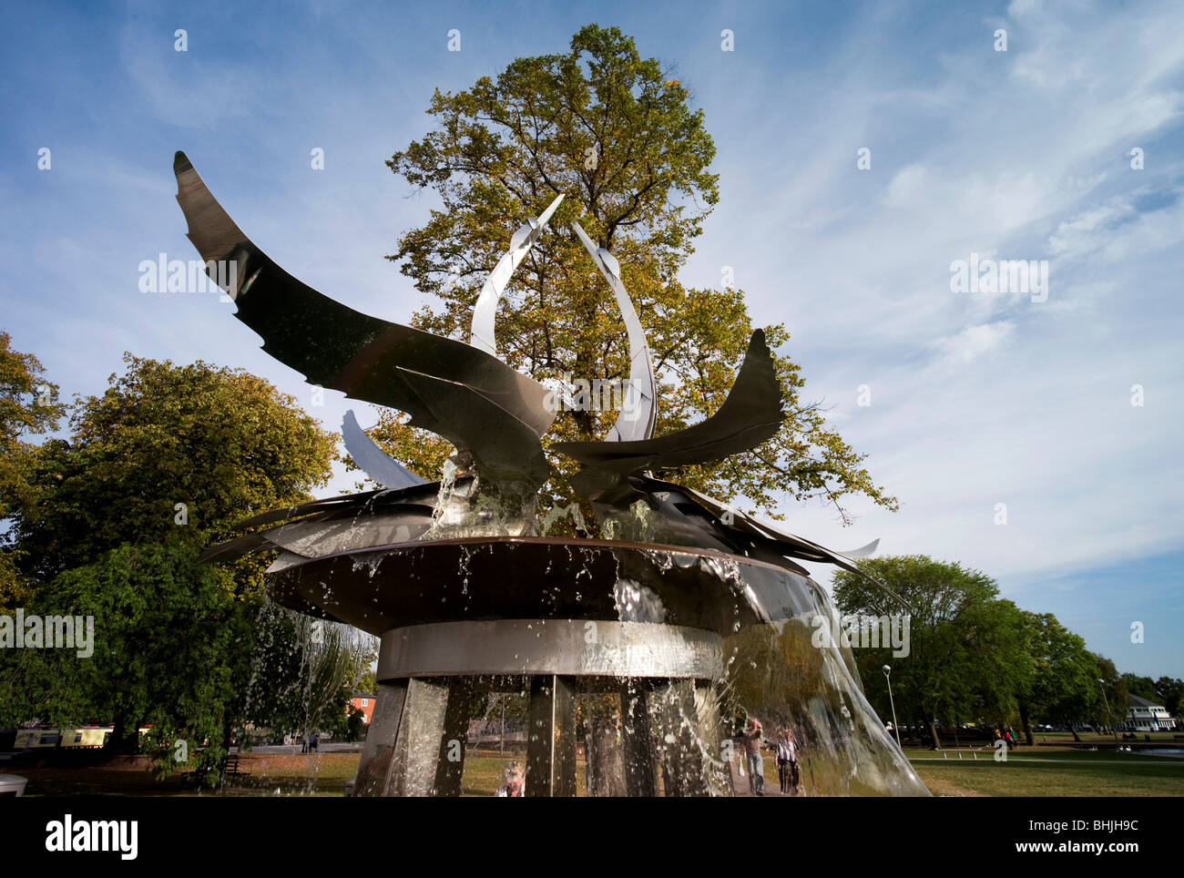 swan sculpture stratford upon avon warwickshire Stock Photo - Alamy
