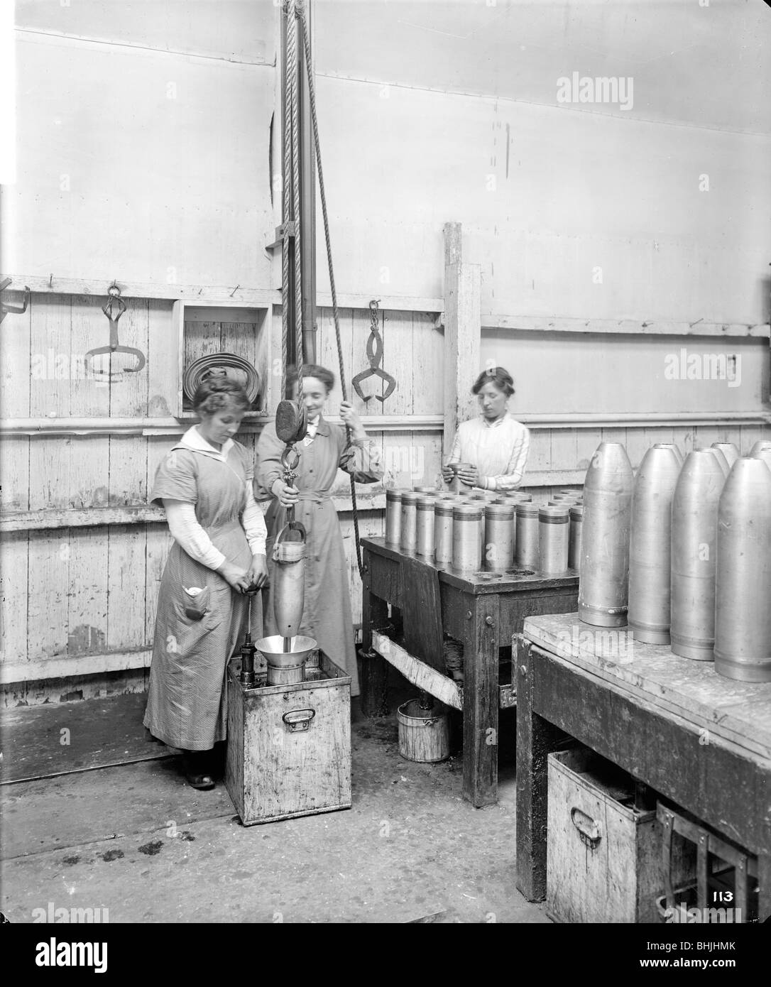 Checking Shells, Cunard Shell Works, Birkenhead, Merseyside, 1917 ...
