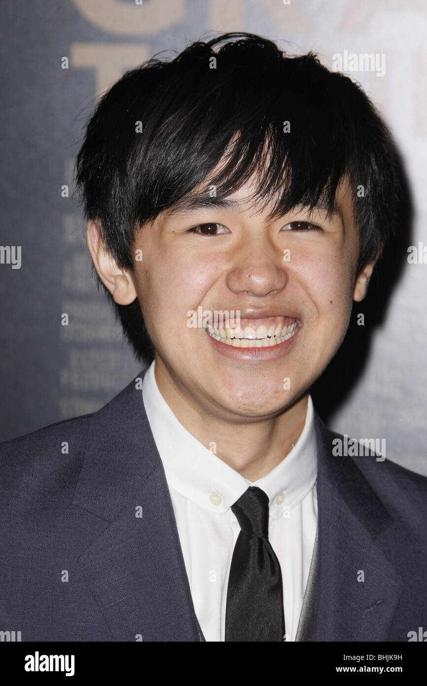 BEE VANG GRAN TORINO WORLD PREMIERE BURBANK LOS ANGELES CA USA 09 ...