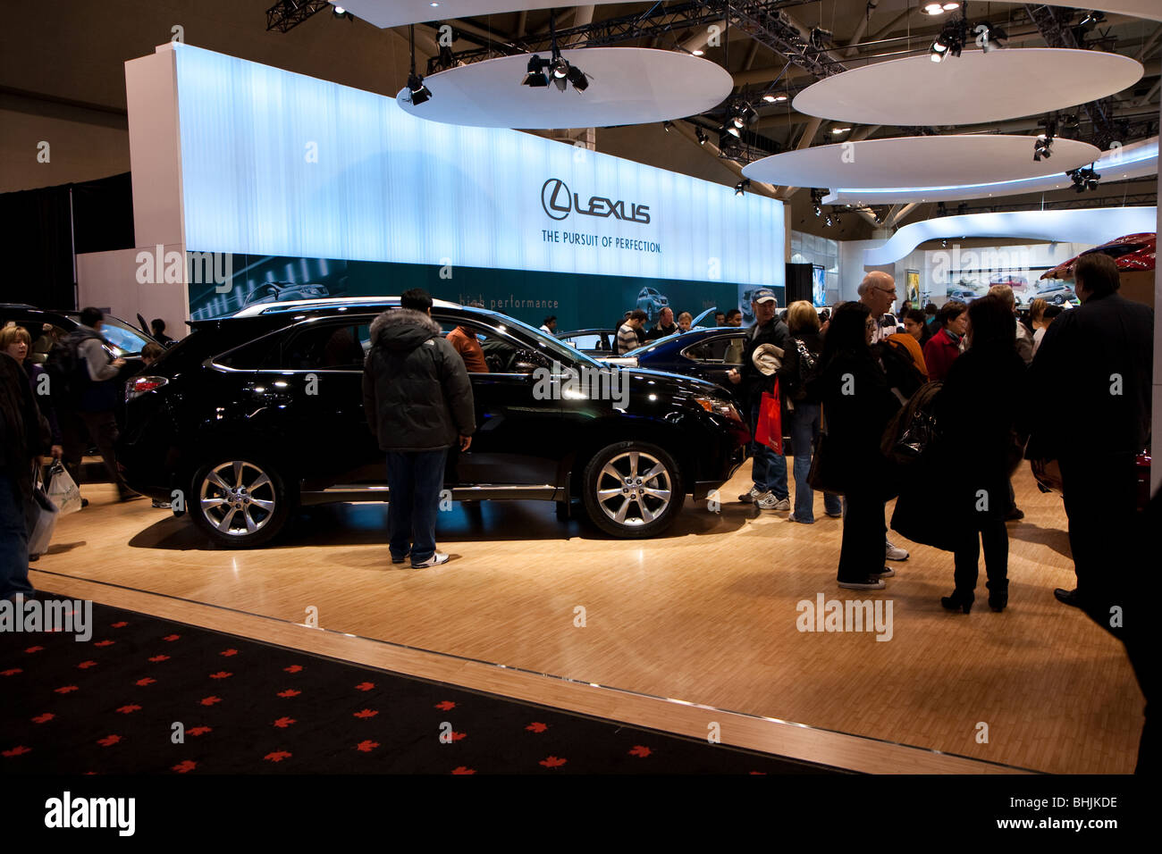 Lexus auto show booth crowd vistors Stock Photo - Alamy