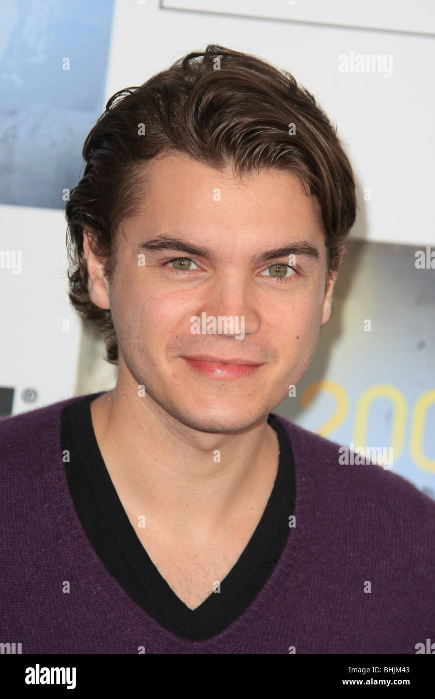 EMILE HIRSCH FILM INDEPENDENT'S 2009 SPIRIT AWARDS ARRIVALS SANTA ...