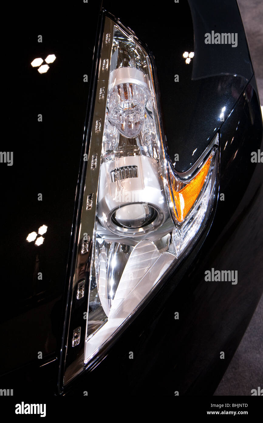 car headlight closeup "nissan 350z Stock Photo - Alamy
