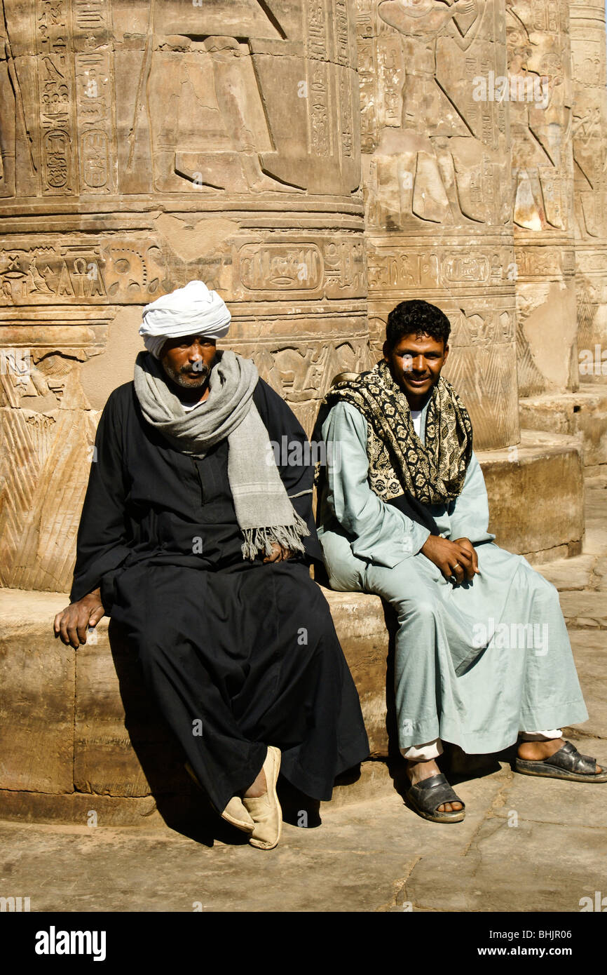 Egyptian temple guards hi-res stock photography and images - Alamy