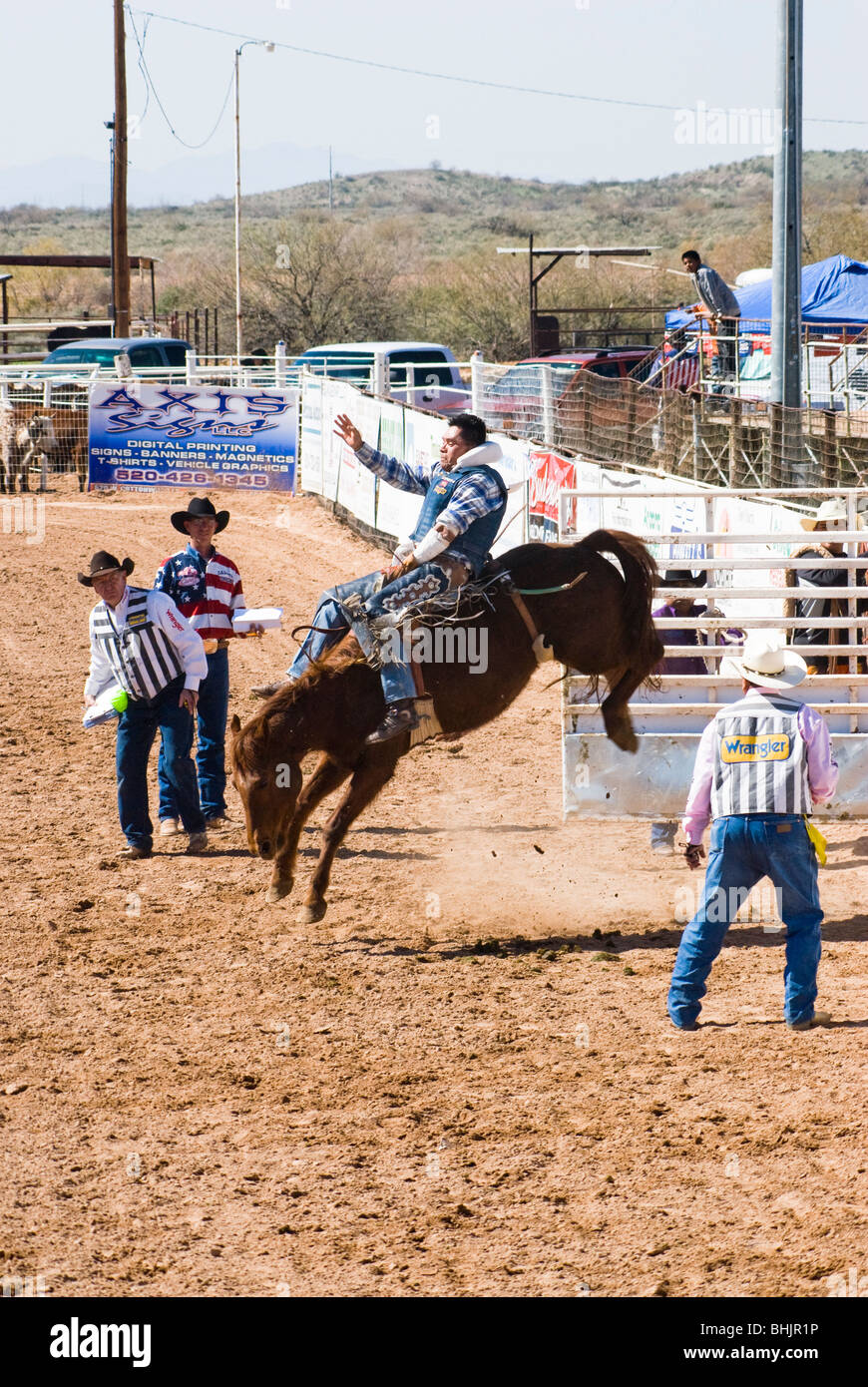 Cowboy action hi-res stock photography and images - Alamy