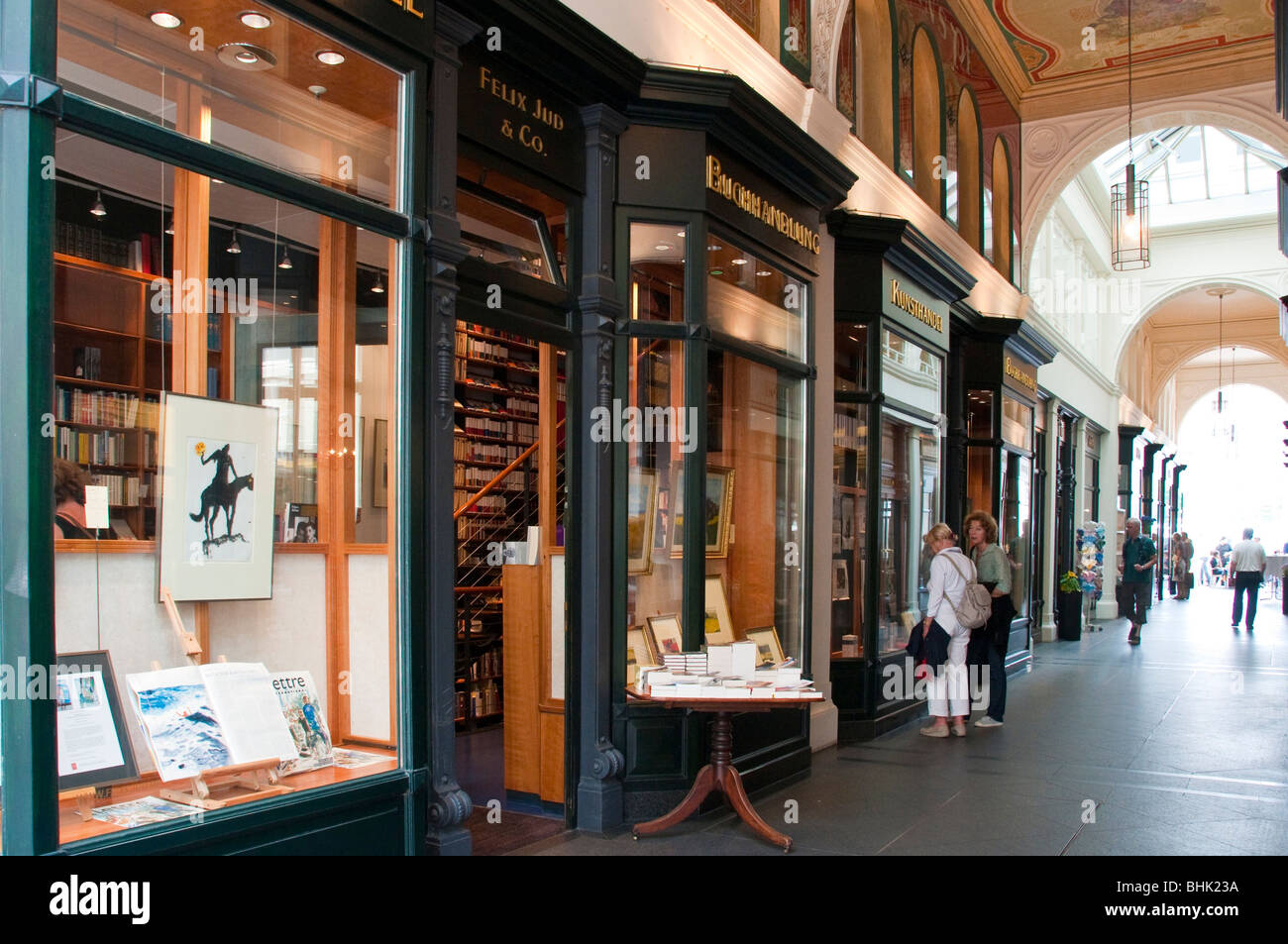 Mellin Passage, Neuer Wall, Hamburg, Deutschland | Mellin Arcade, Neuer ...