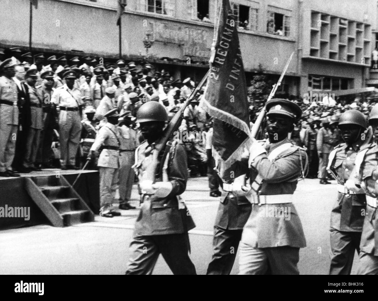 Congo, soldiers, africa hi-res stock photography and images - Alamy