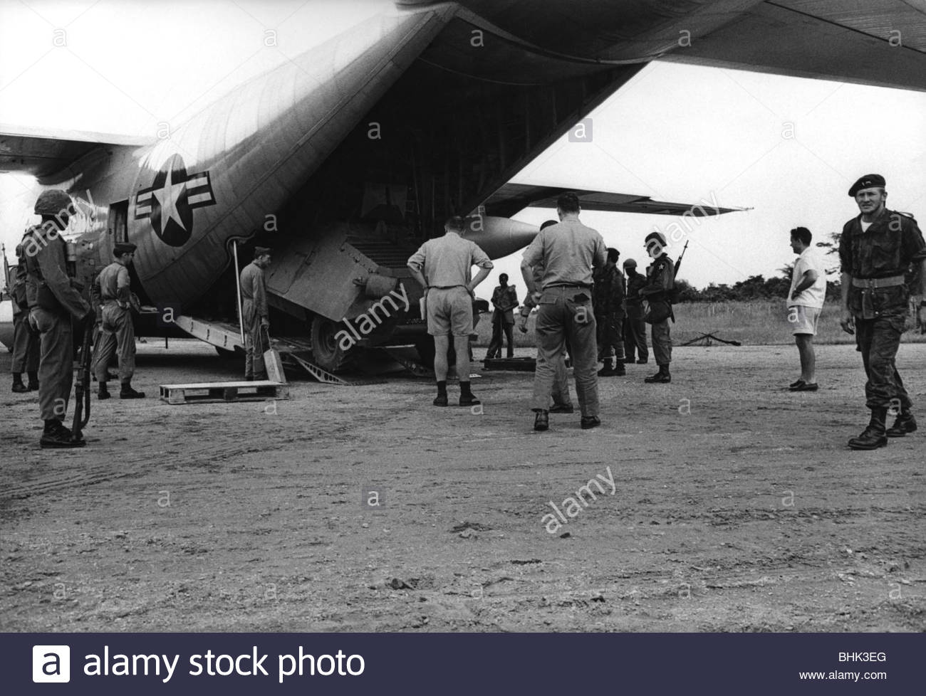 Simba Uprising Stock Photos & Simba Uprising Stock Images - Alamy