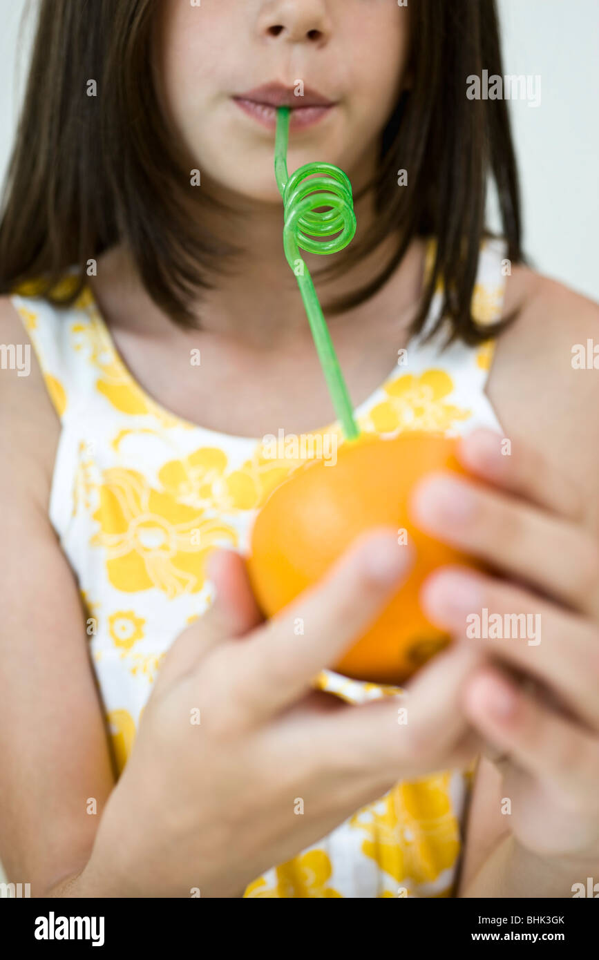 Half time oranges hi-res stock photography and images - Alamy