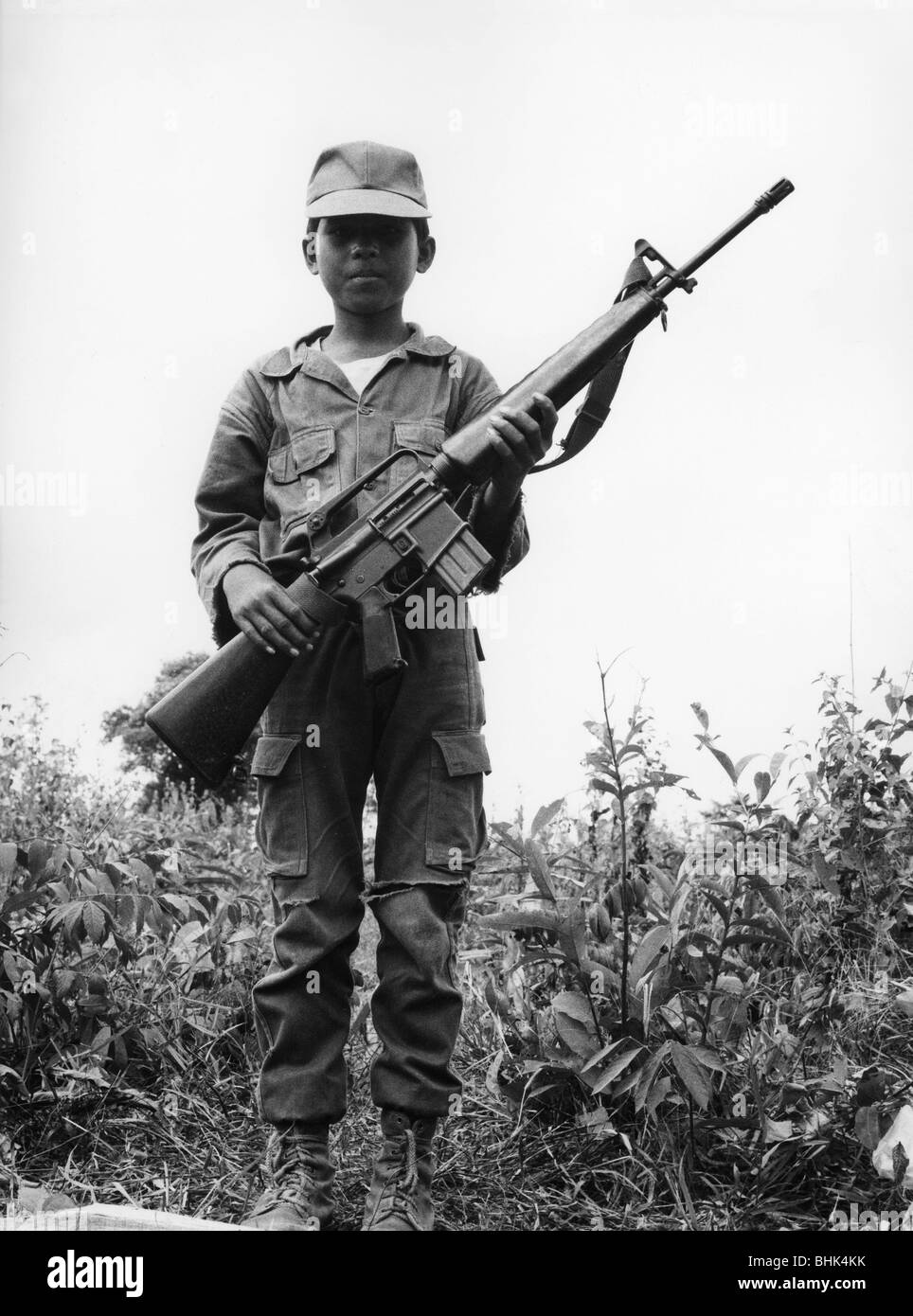 geography / travel, Laos, politics, young TIM soldier with US M 16 ...