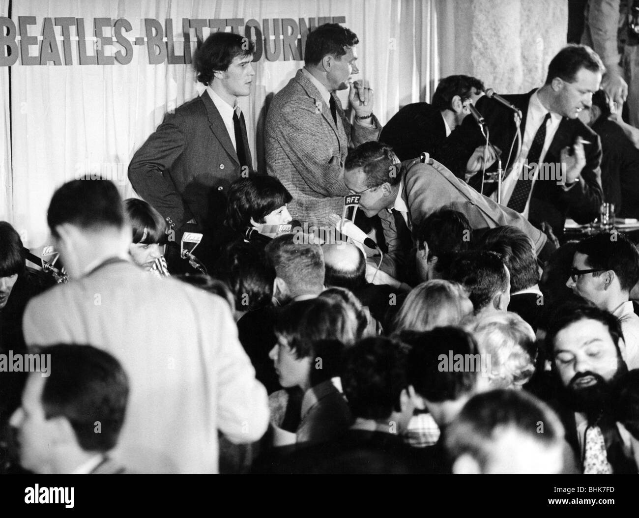 The band 1970 hi-res stock photography and images - Alamy