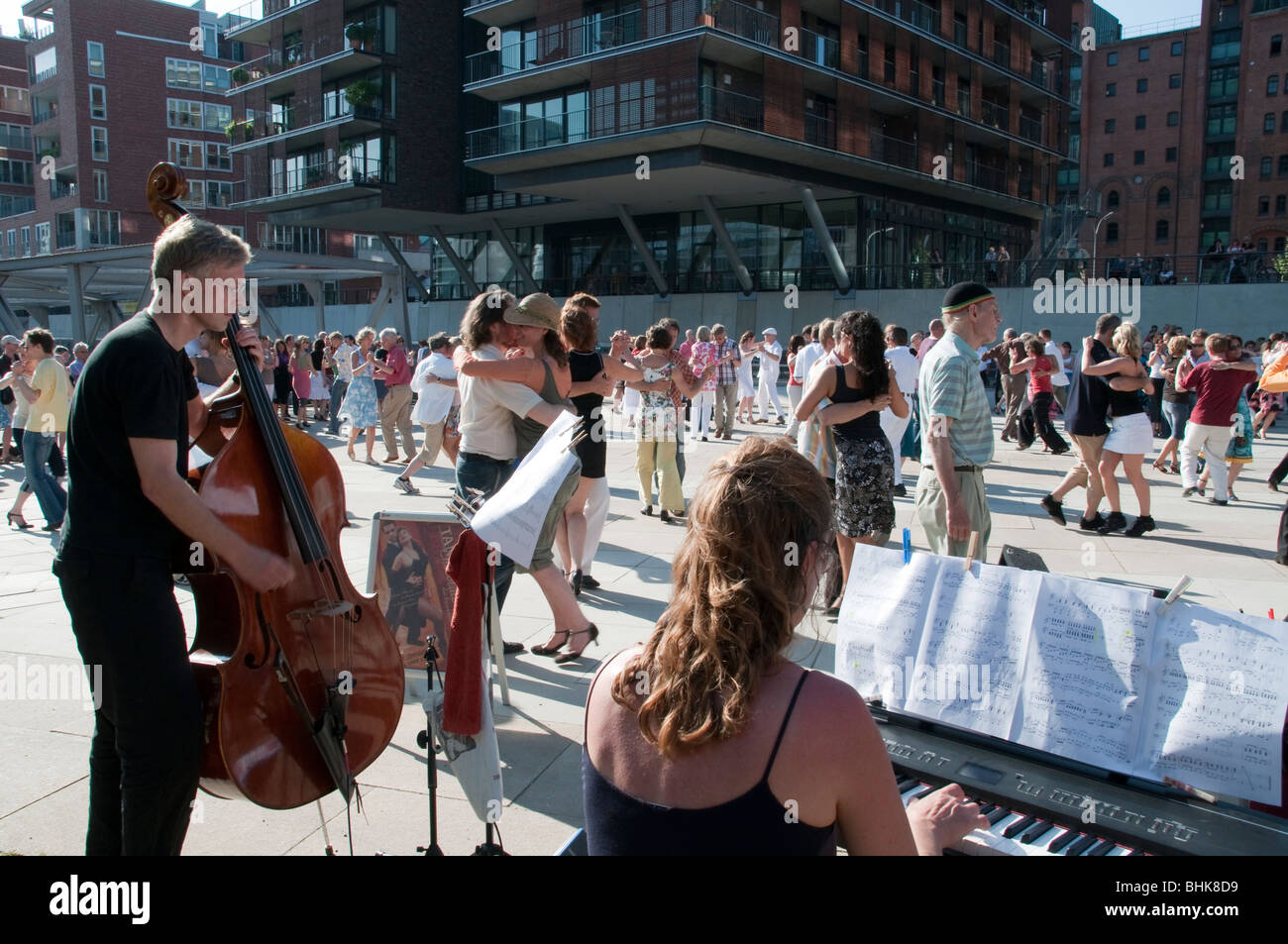 Tango europa hi-res stock photography and images - Alamy