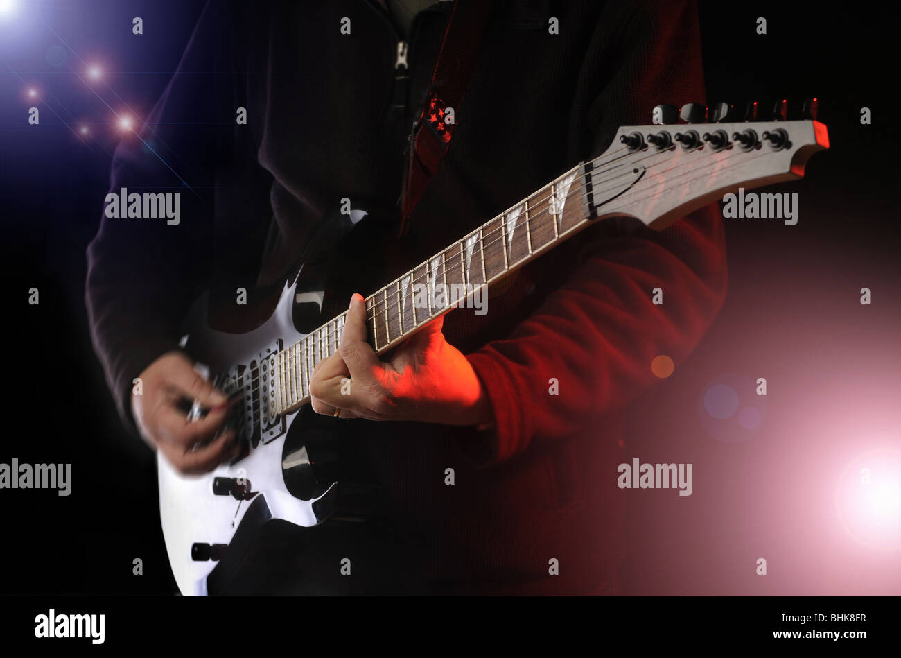 Live electric guitar hi-res stock photography and images - Alamy