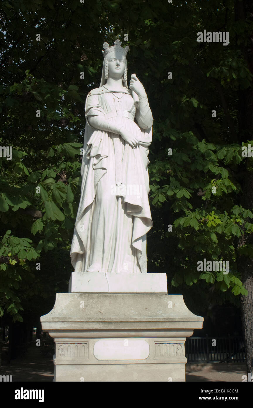 Paris, FRANCE - French Queens Statues in Luxembourg Gardens, "Jardin du ...
