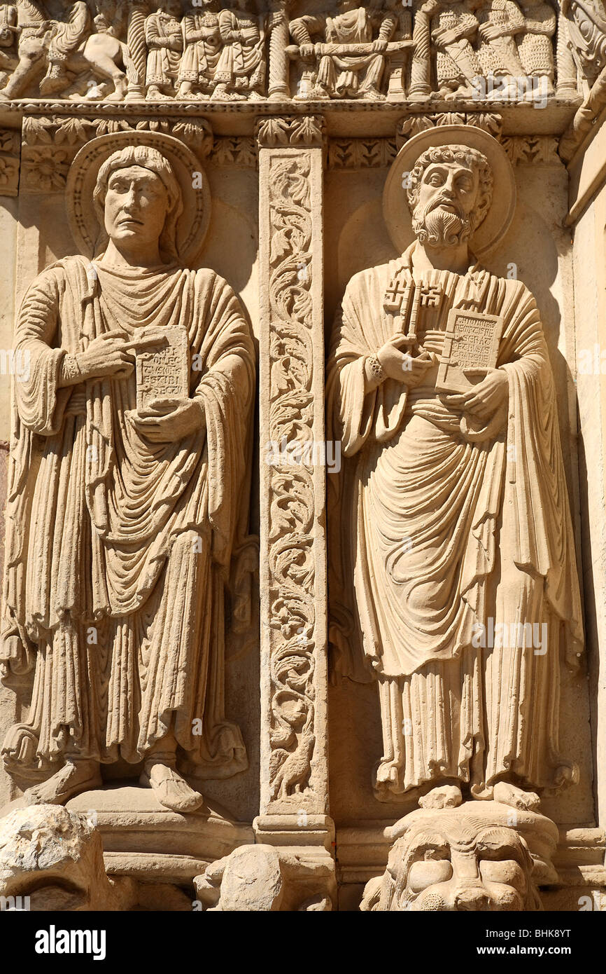 SAINT-TROPHIME CHURCH, ARLES Stock Photo - Alamy