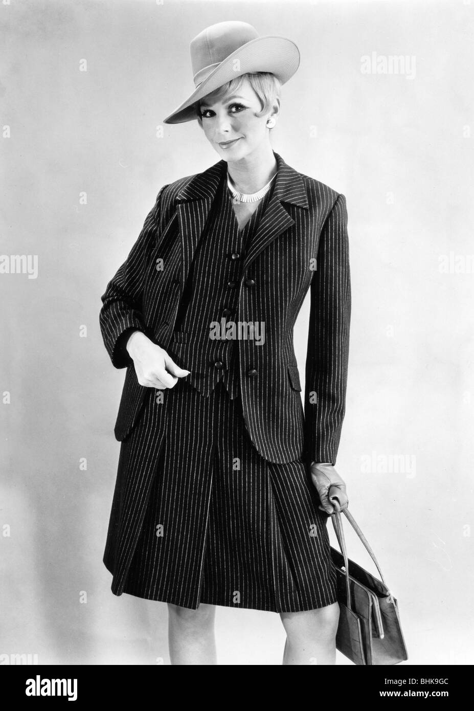 1960s hat model hi-res stock photography and images - Alamy