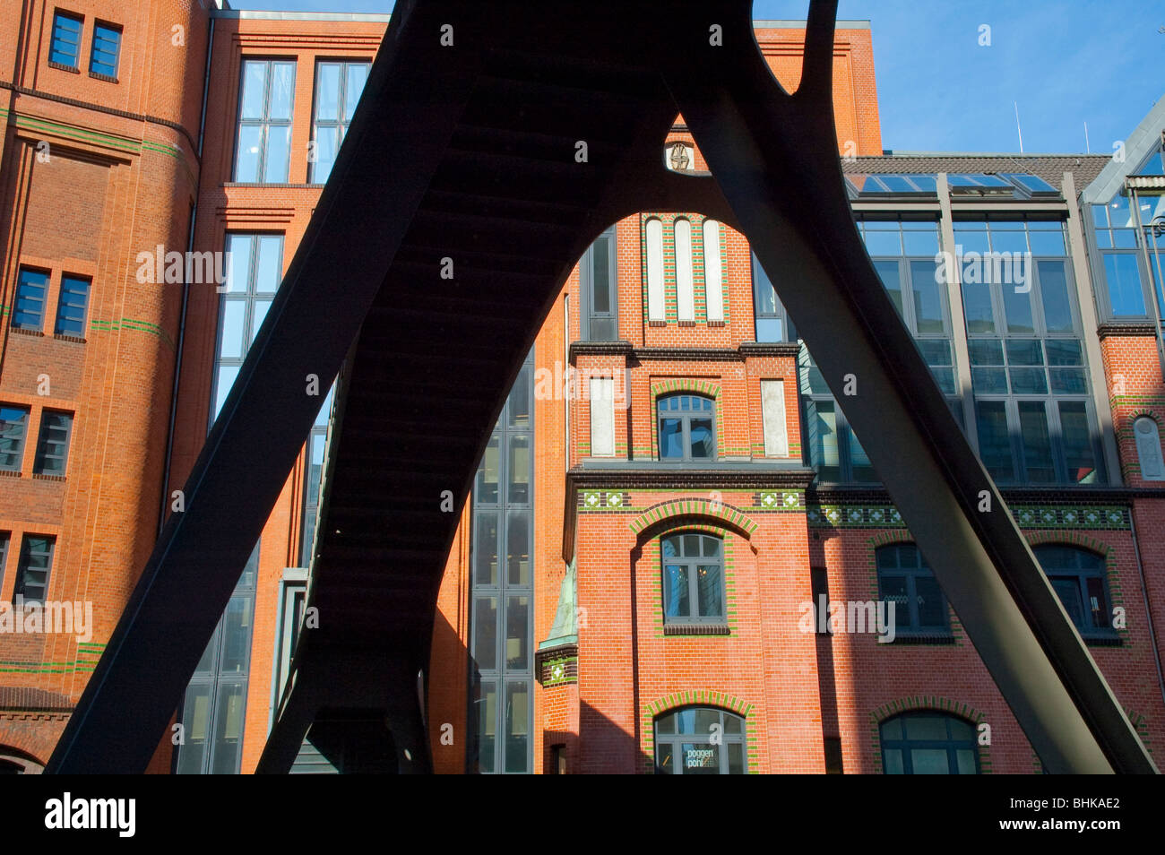 Stilwerk and bridge, Altona, port, Hamburg, Germany Stock Photo - Alamy