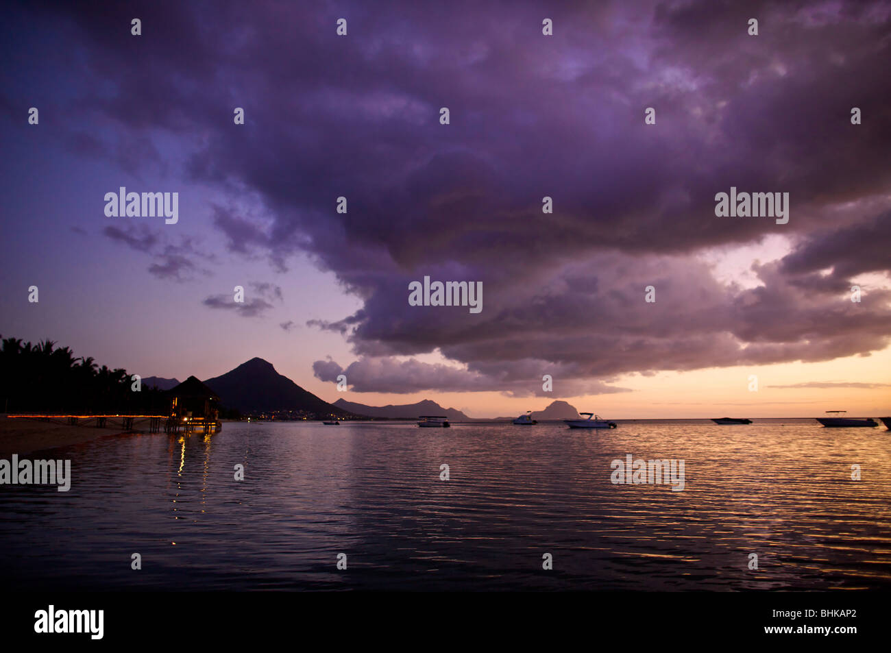 Mauritius sunset hi-res stock photography and images - Alamy