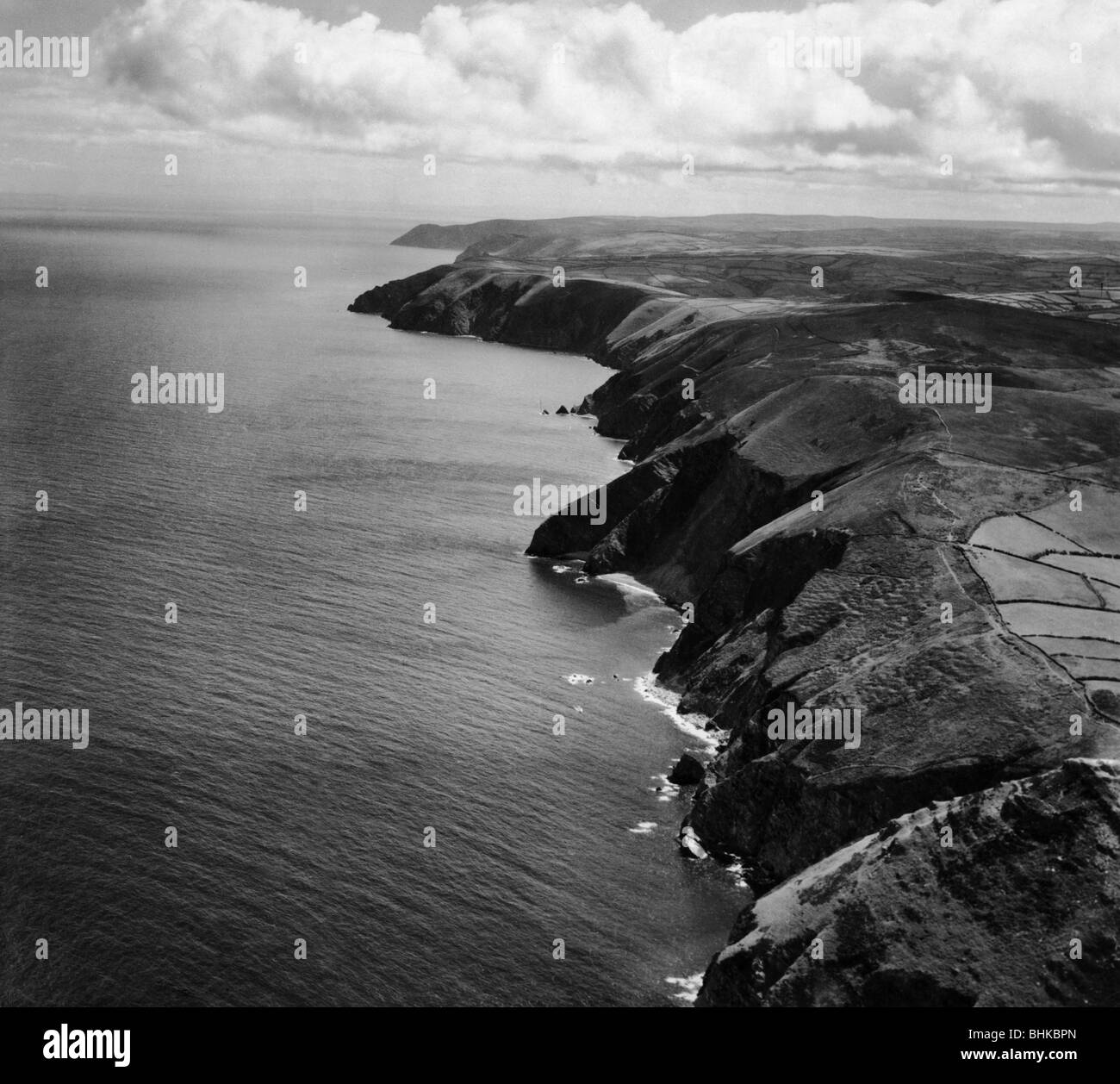 Atlantic coast line devon hi-res stock photography and images - Alamy