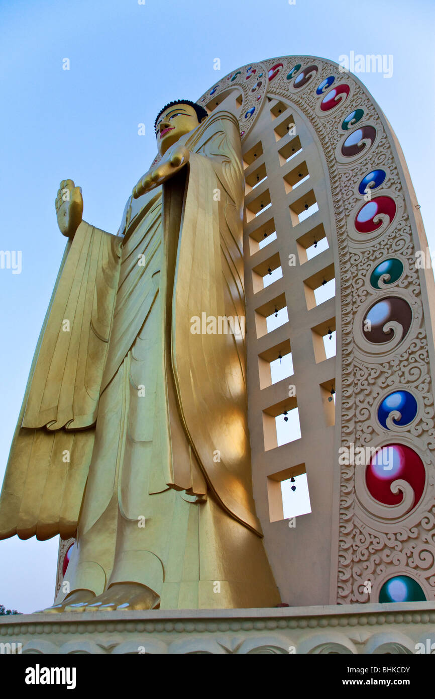 Statue of Lord Shakyamuni Buddha, Dhe Chen Chokhor Kagyupa Monastary ...
