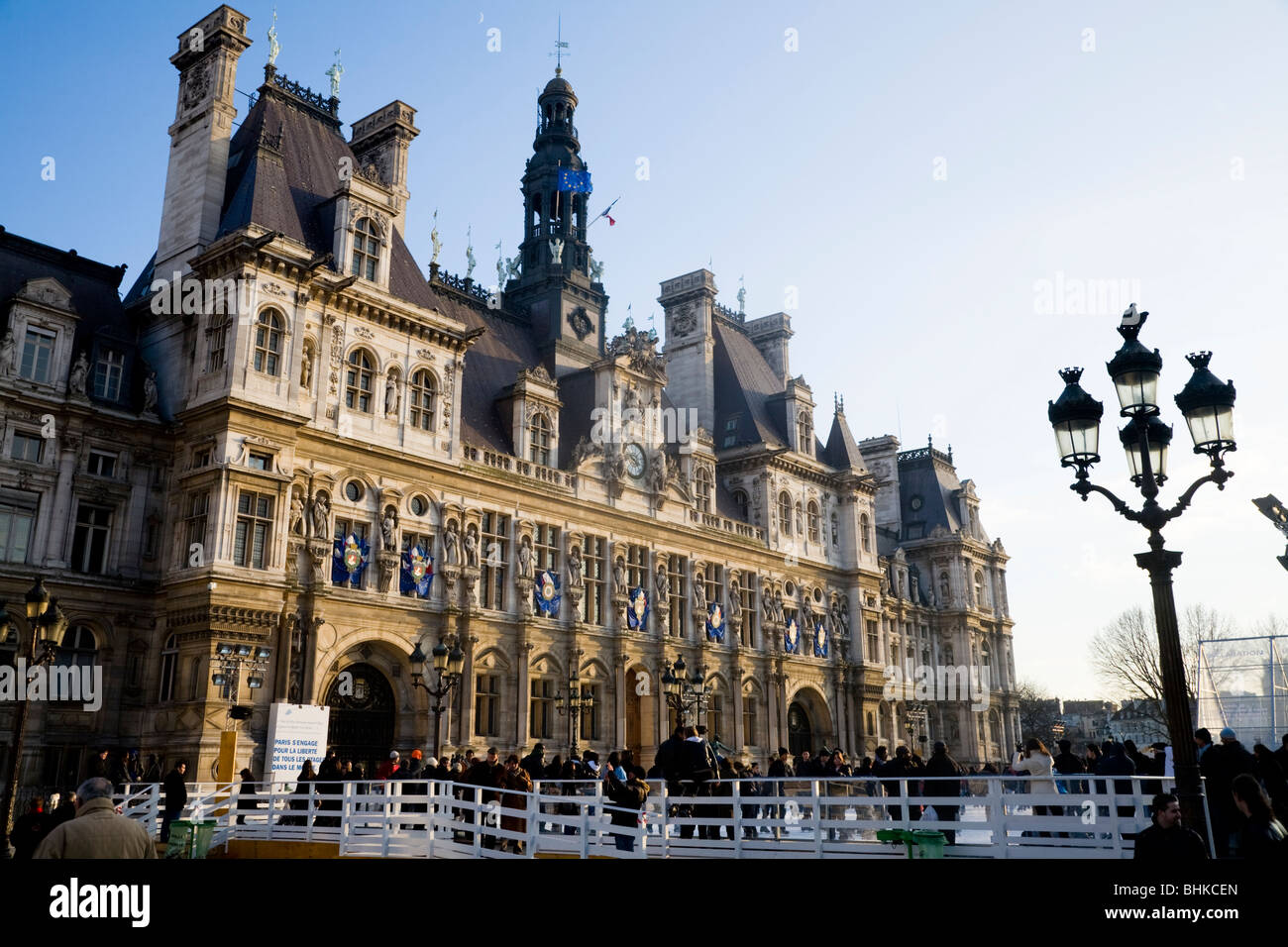 Paris public housing hi-res stock photography and images - Alamy